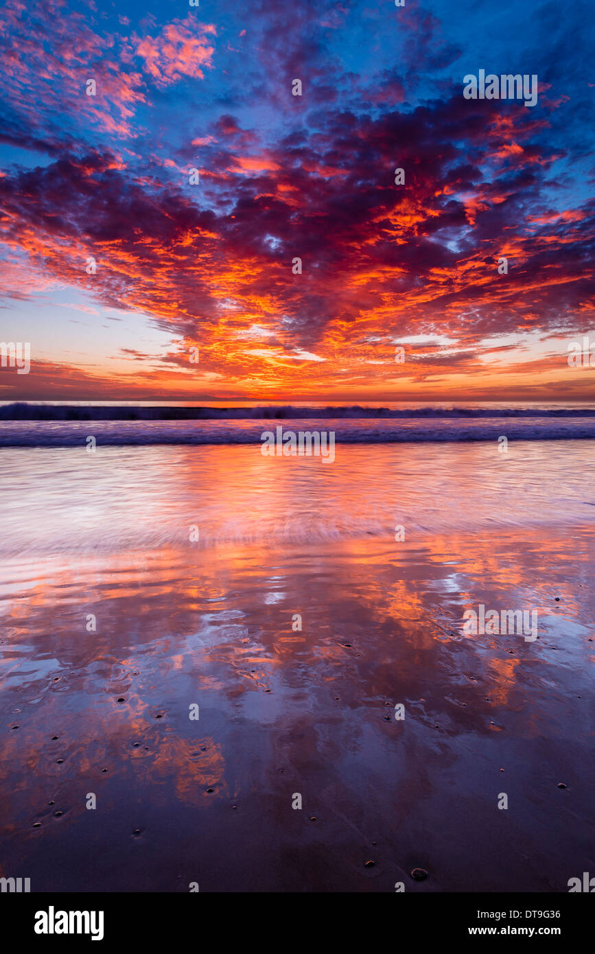 Sunset over the Channel Islands from Ventura State Beach, Ventura ...
