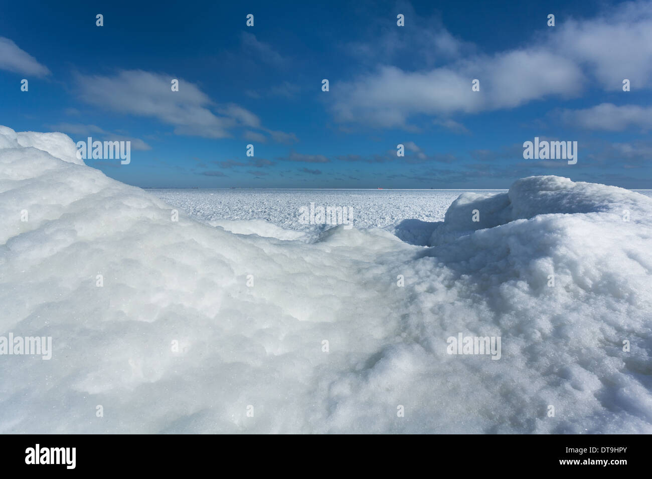 Ice age landscape hi-res stock photography and images - Alamy