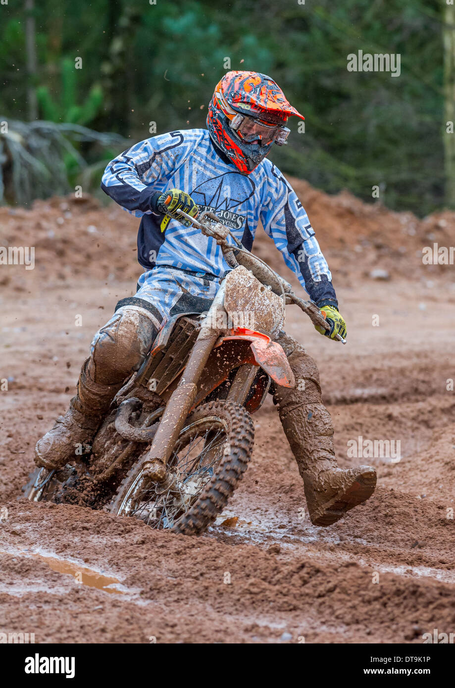 Moto track hi-res stock photography and images - Alamy