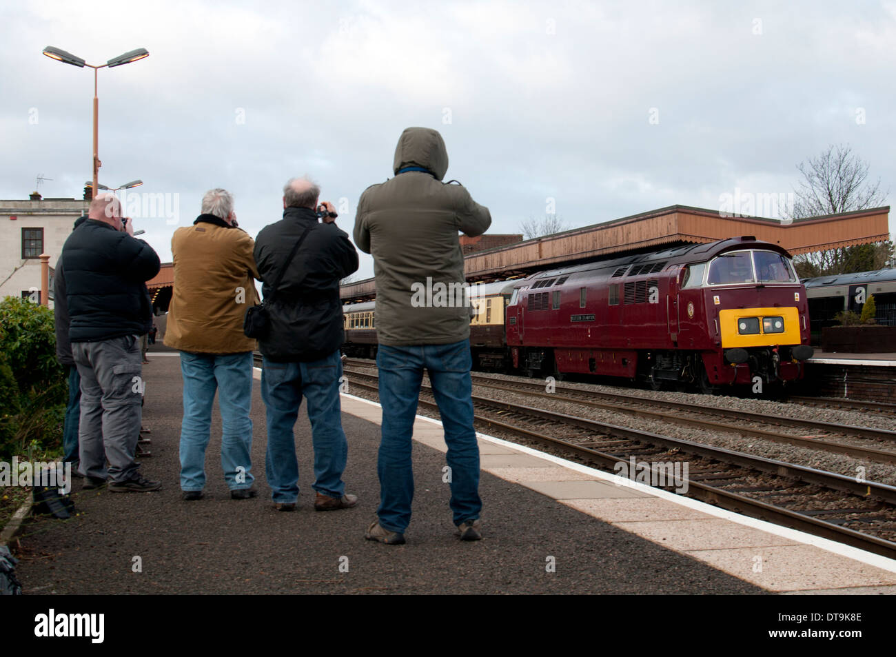 Rail enthusiasts photographing a class 52 diesel locomotive, Leamington ...