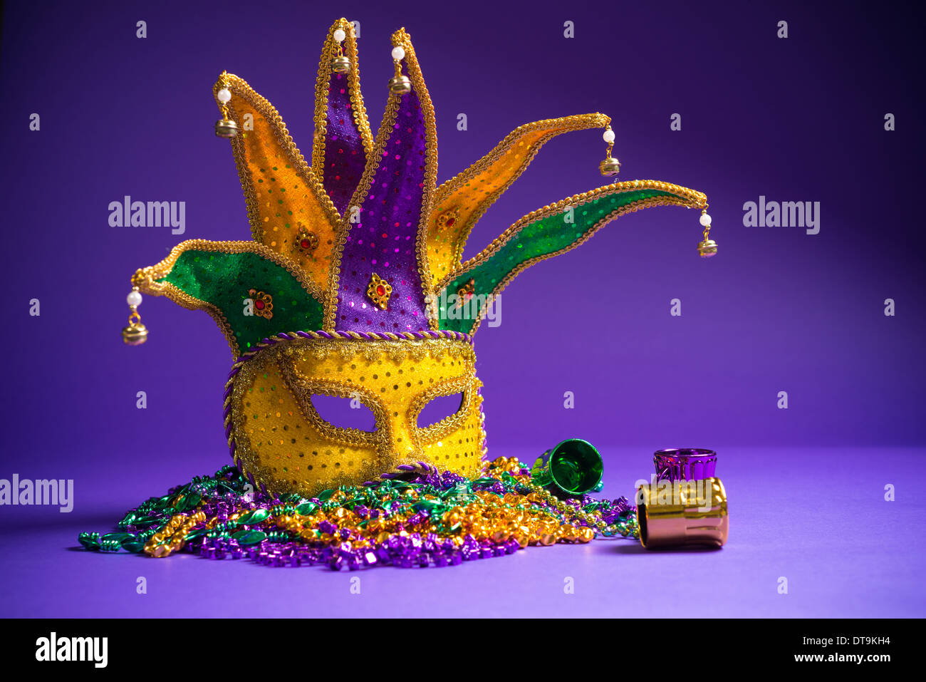 Jester mask hi-res stock photography and images - Alamy
