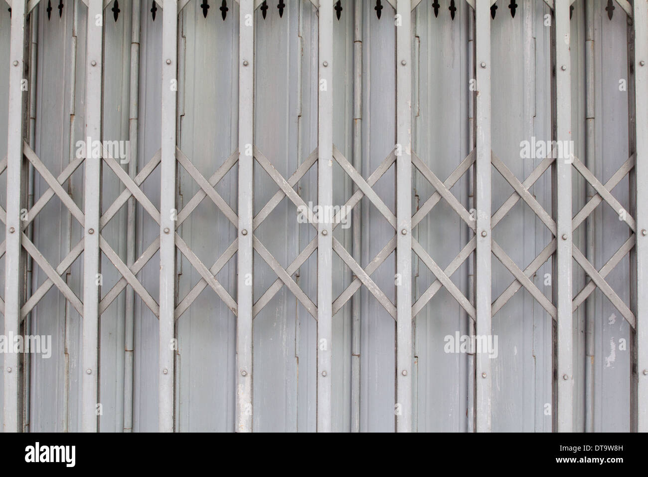 pattern of Steel stretch door Stock Photo - Alamy