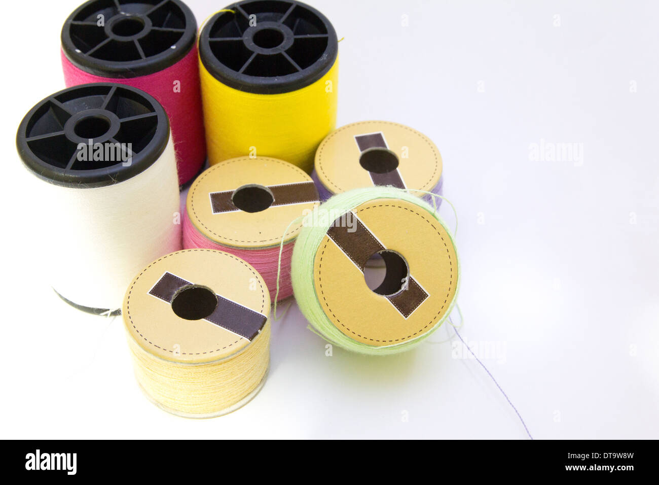 Coloured thread background hi-res stock photography and images - Alamy
