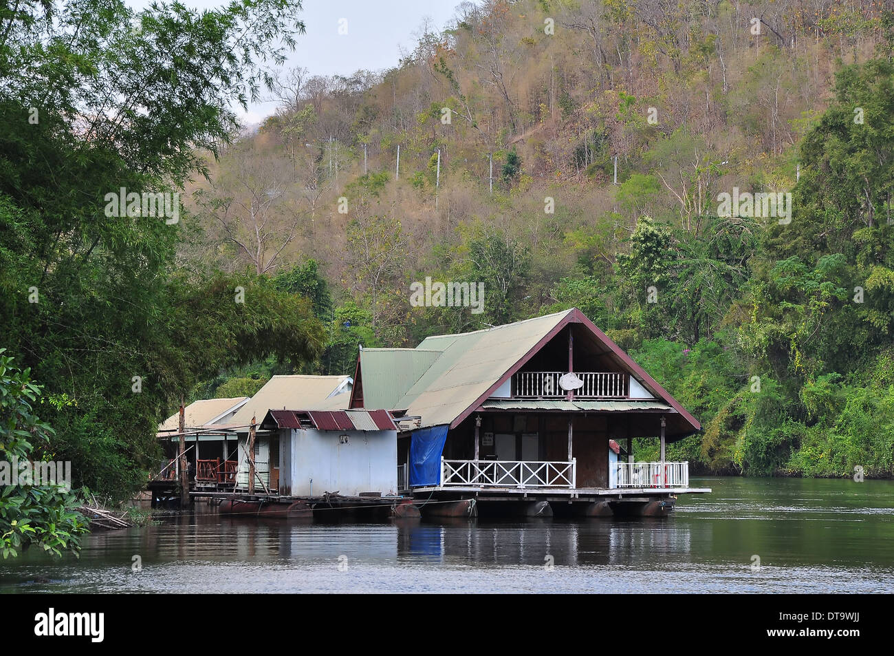 View of native hut hi-res stock photography and images - Alamy
