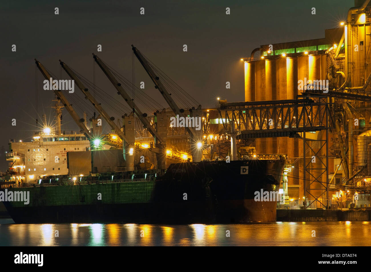 Canada grain ship hi-res stock photography and images - Alamy