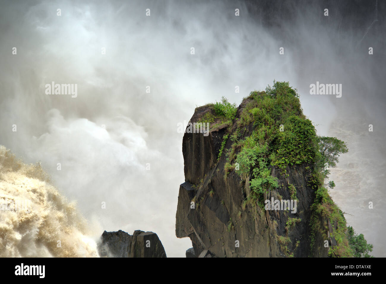 Barron Falls, Barron Gorge near Cairns, Queensland, Australia Stock ...