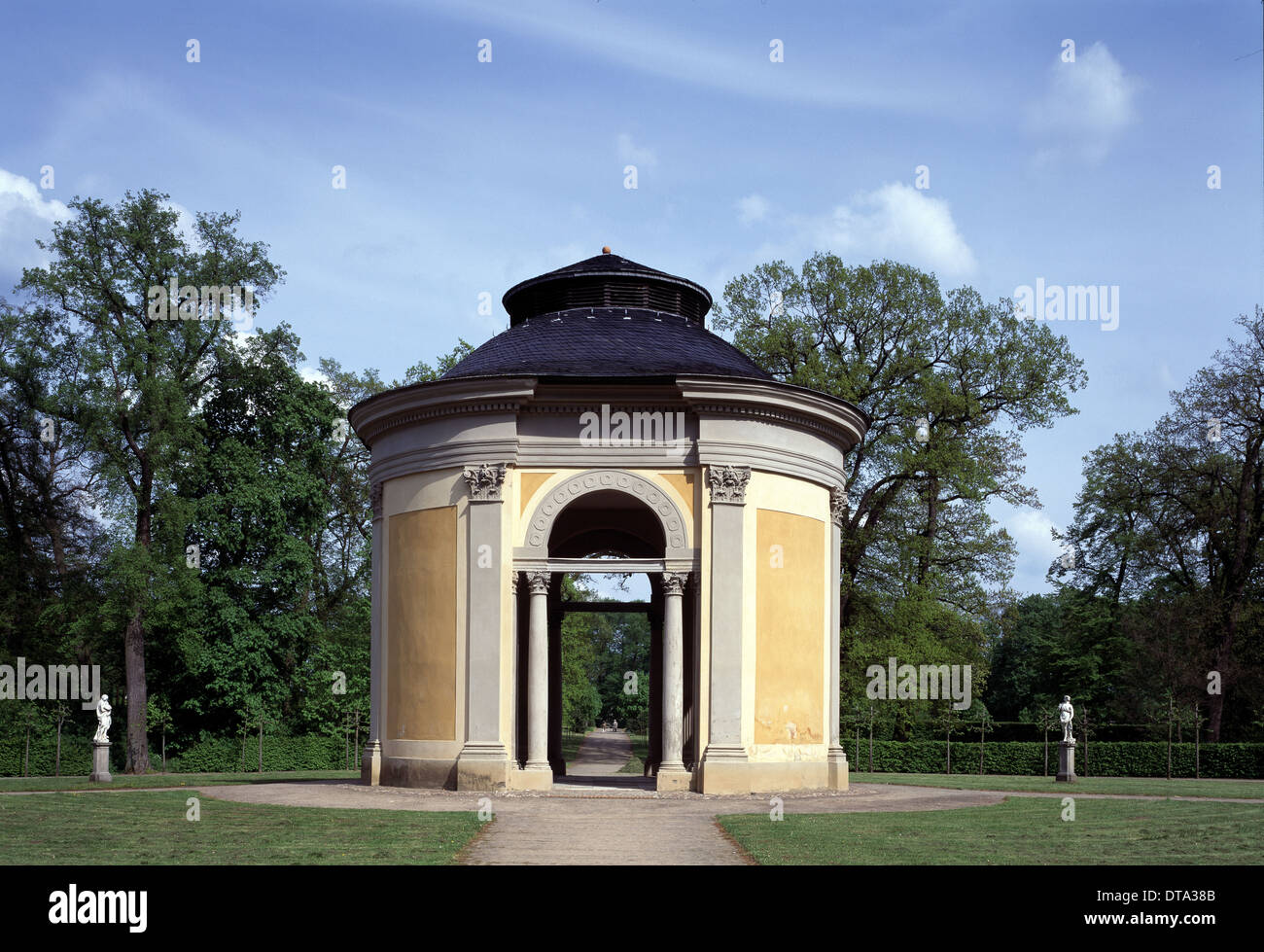 Castle park rheinsberg castle hi-res stock photography and images - Alamy