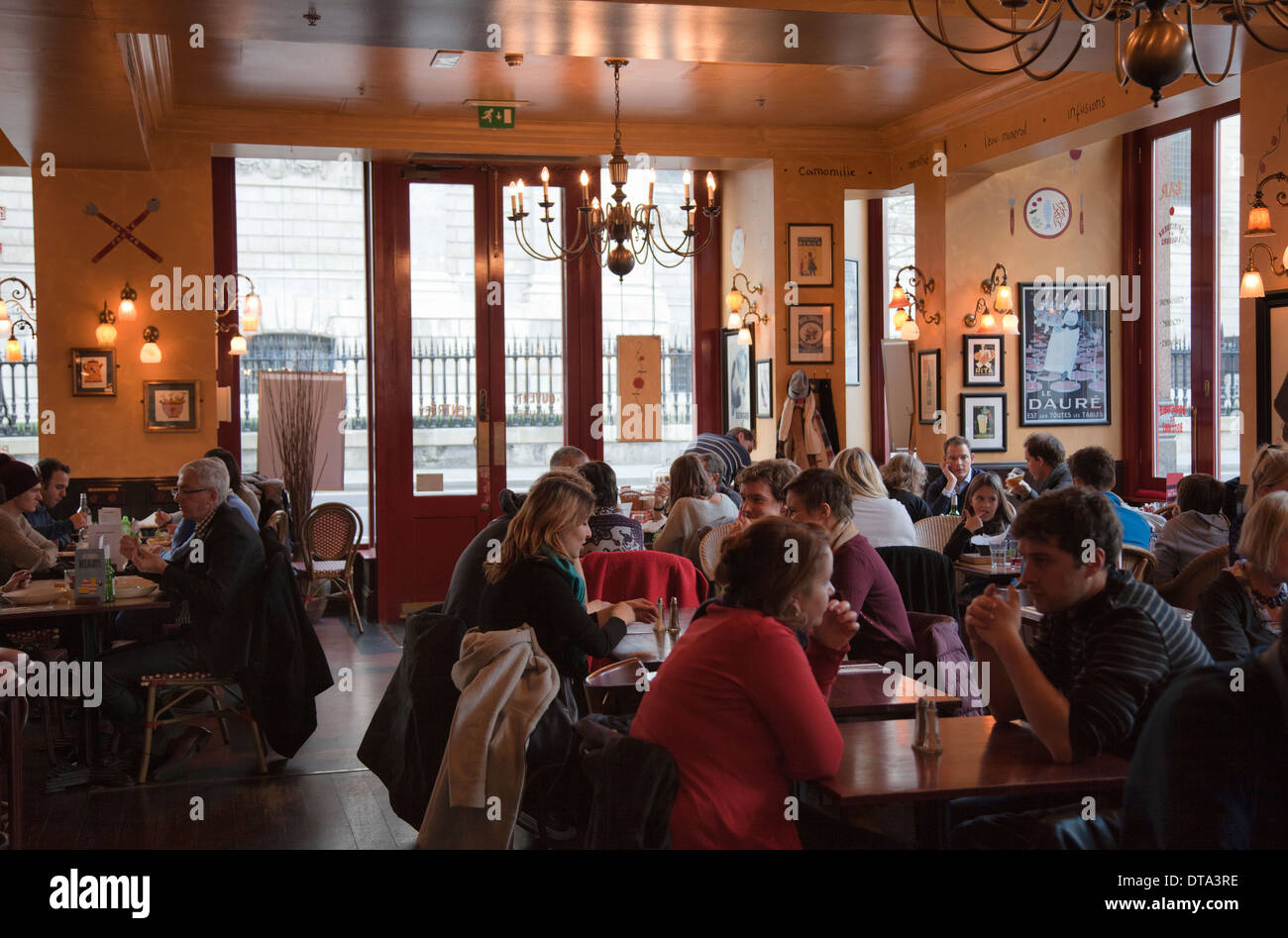 "cafe rouge" hi-res stock photography and images - Alamy