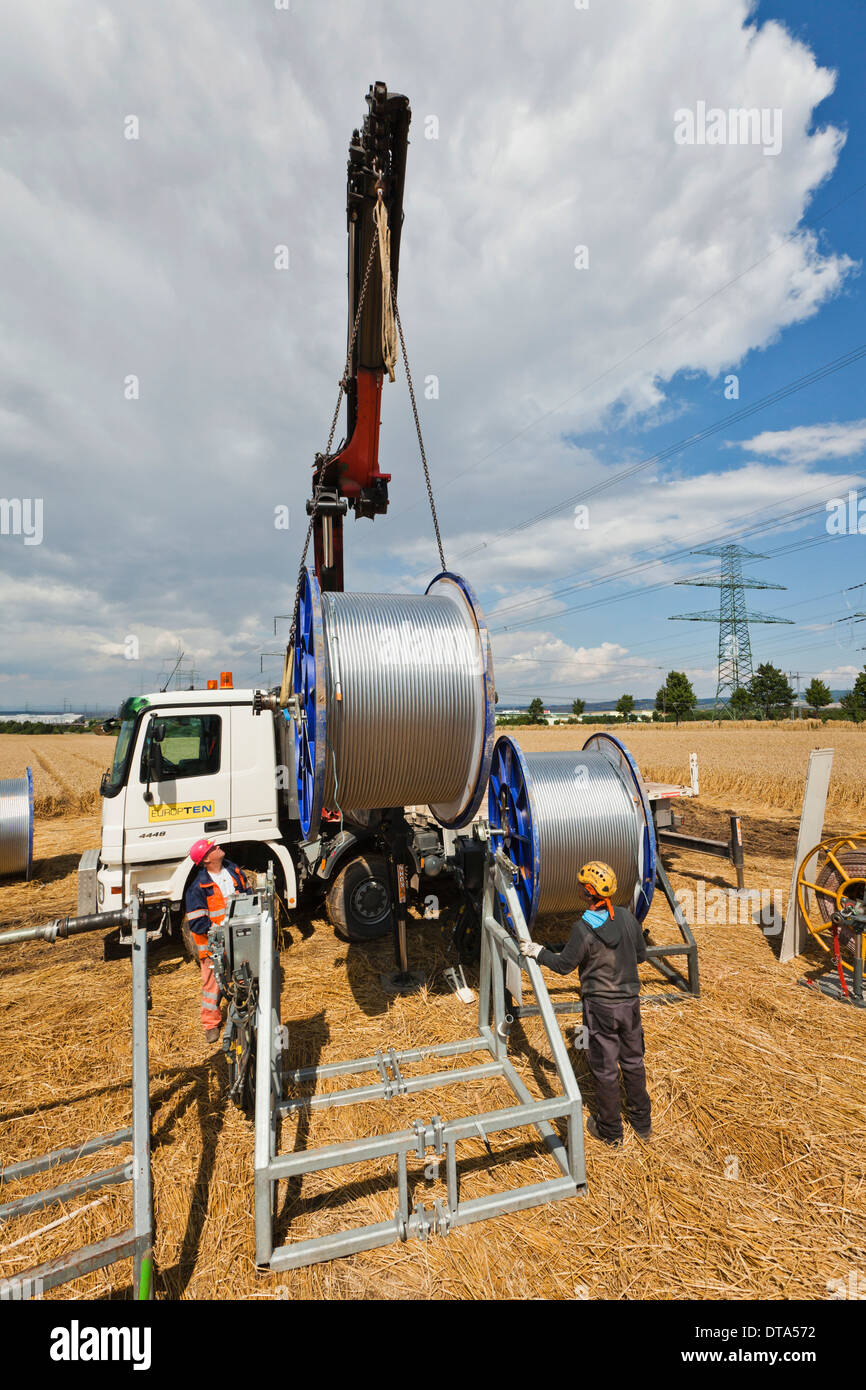 Conductive line hi-res stock photography and images - Alamy