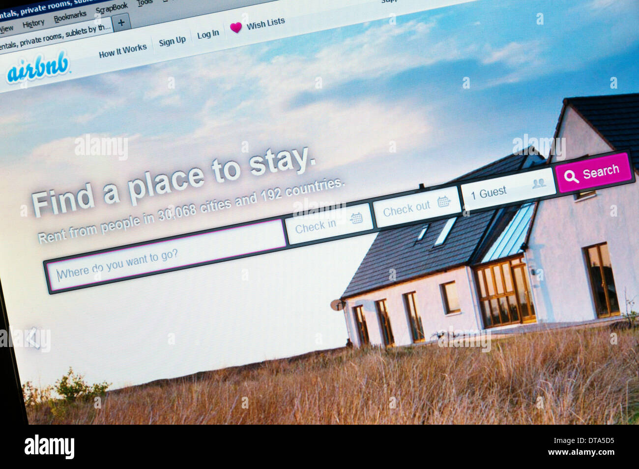 The home page of the airbnb web site which allows private individuals ...