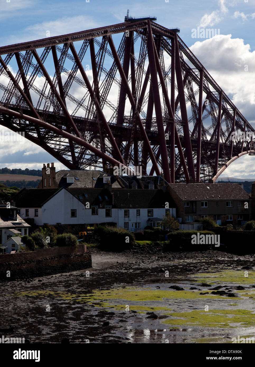 Edinburgh, Forth bridge über den Firth of Forth Stock Photo - Alamy