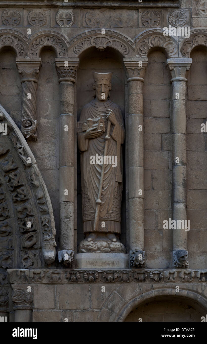 Rochester, Cathedral Church of Christ and the Blessed Virgin Mar Stock ...