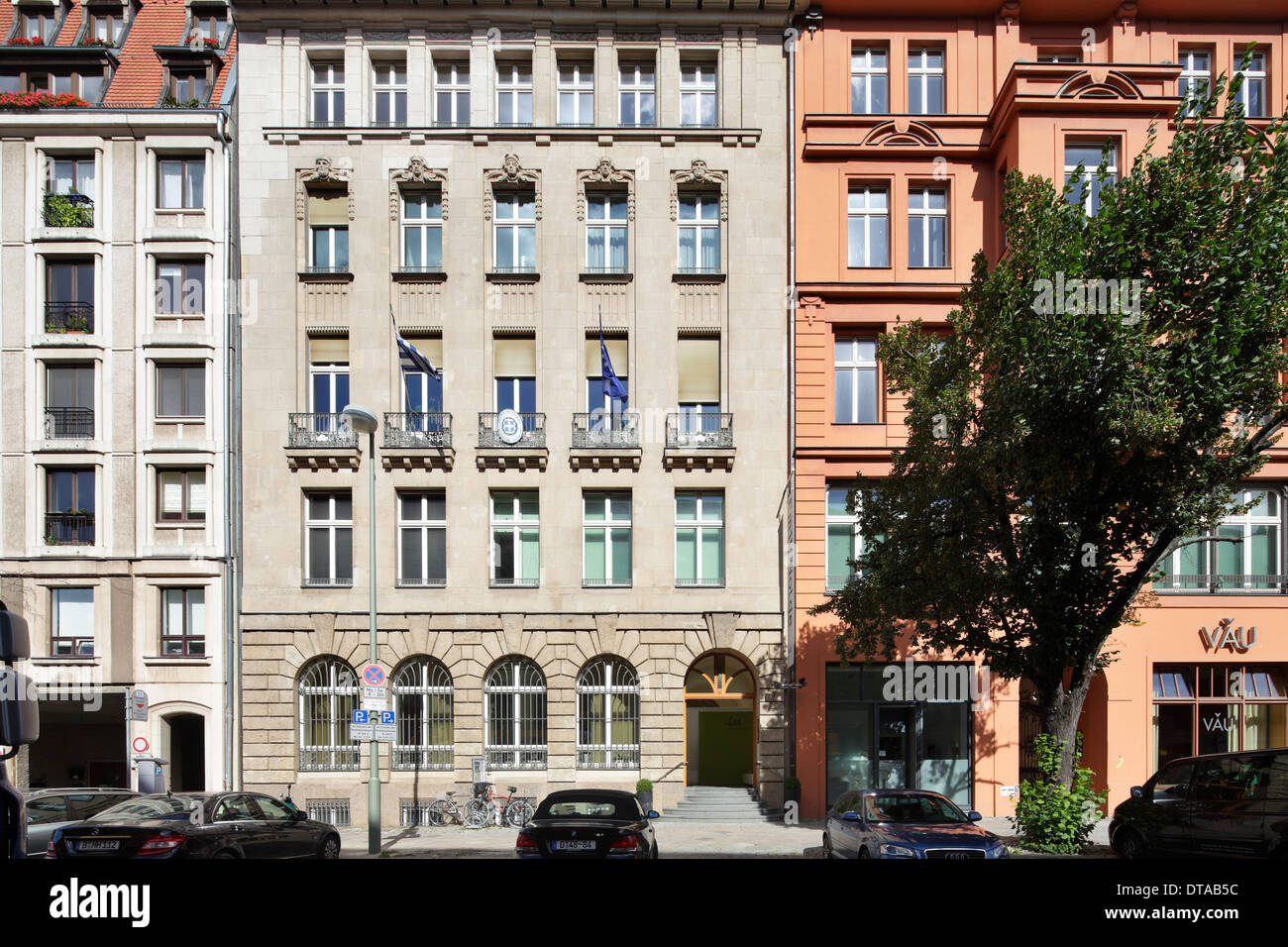 Embassy of greece hi-res stock photography and images - Alamy