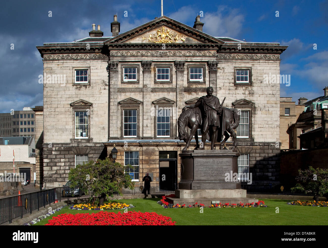 Bank st andrew square hi-res stock photography and images - Alamy