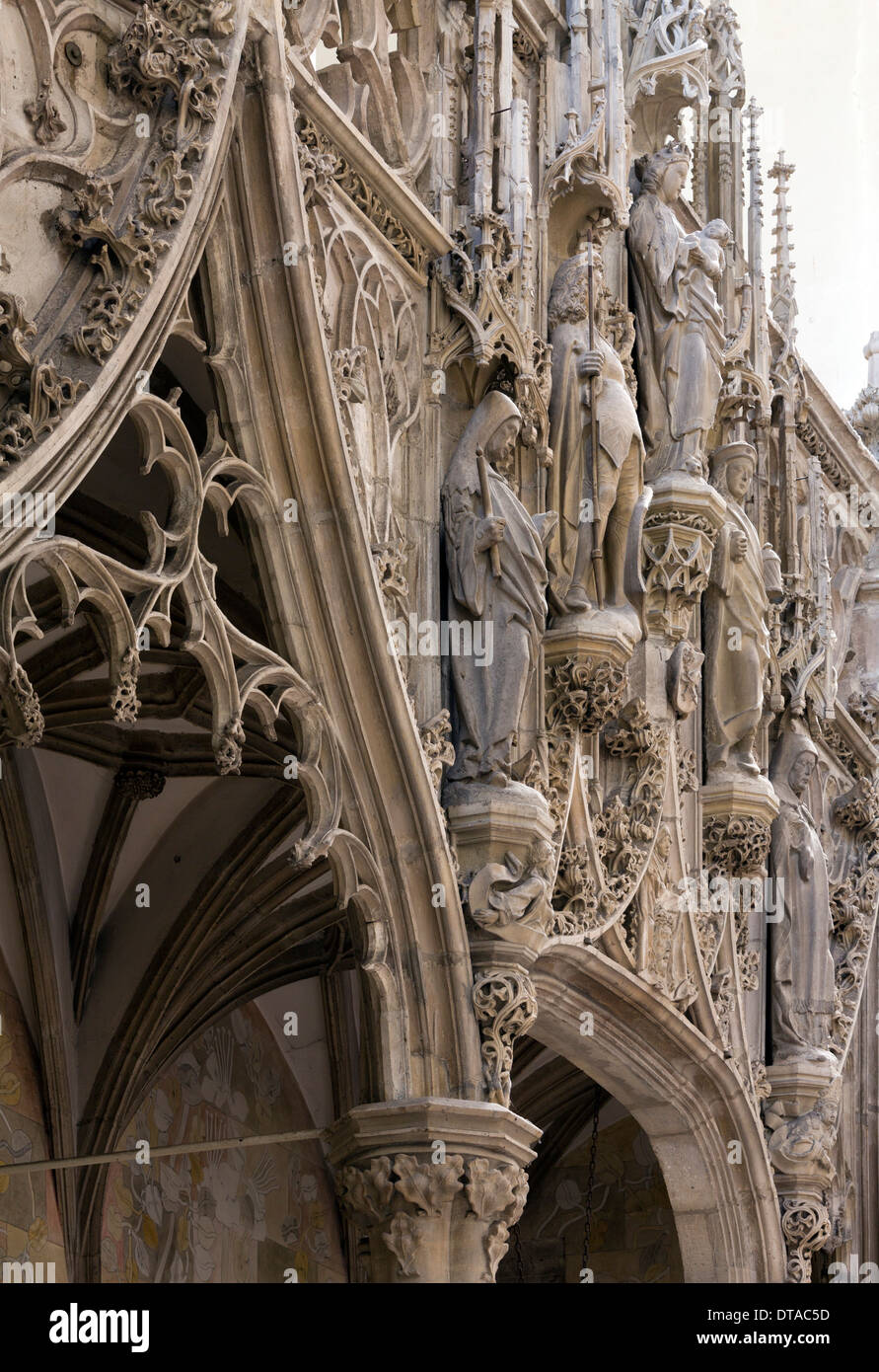 Koln st pantaleon hi-res stock photography and images - Alamy