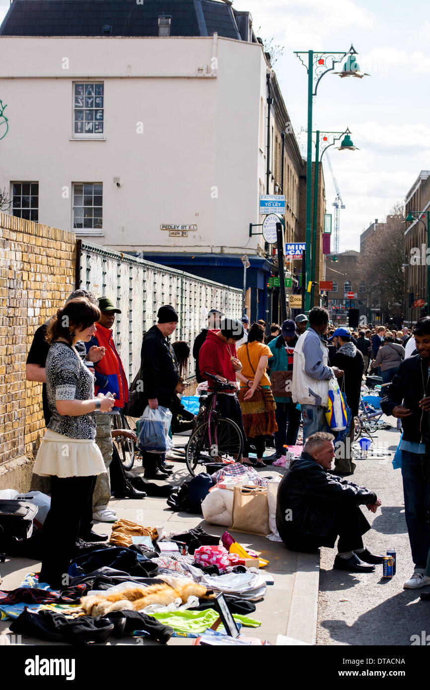 Ordinary people selling all second-hand Stock Photo - Alamy