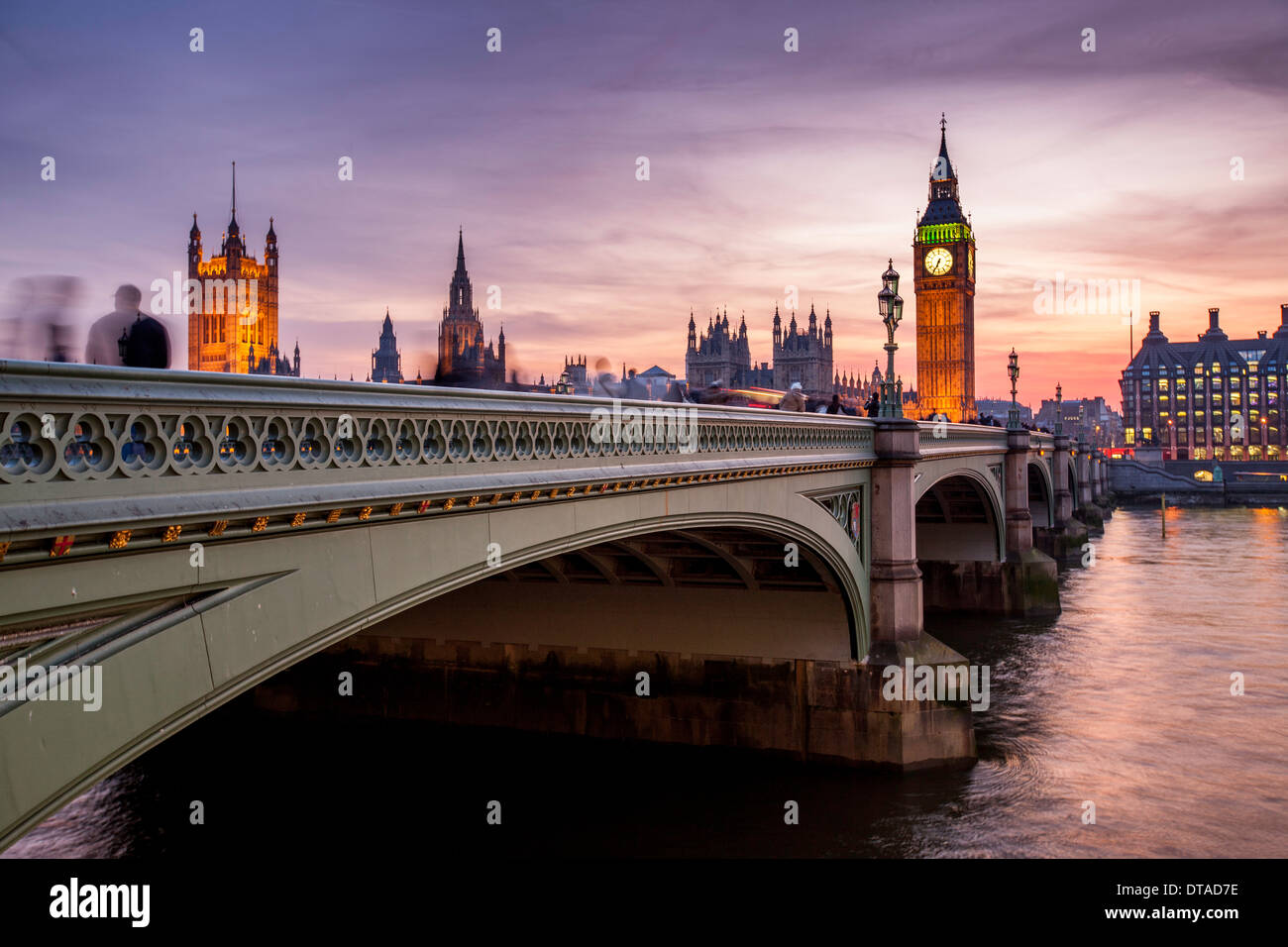 Nice london houses hi-res stock photography and images - Alamy