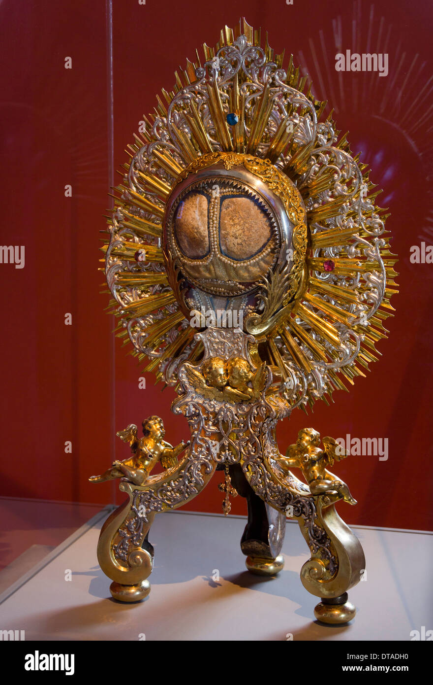 Bornheim-Walberberg, Kirche St. Walburgis Stock Photo - Alamy