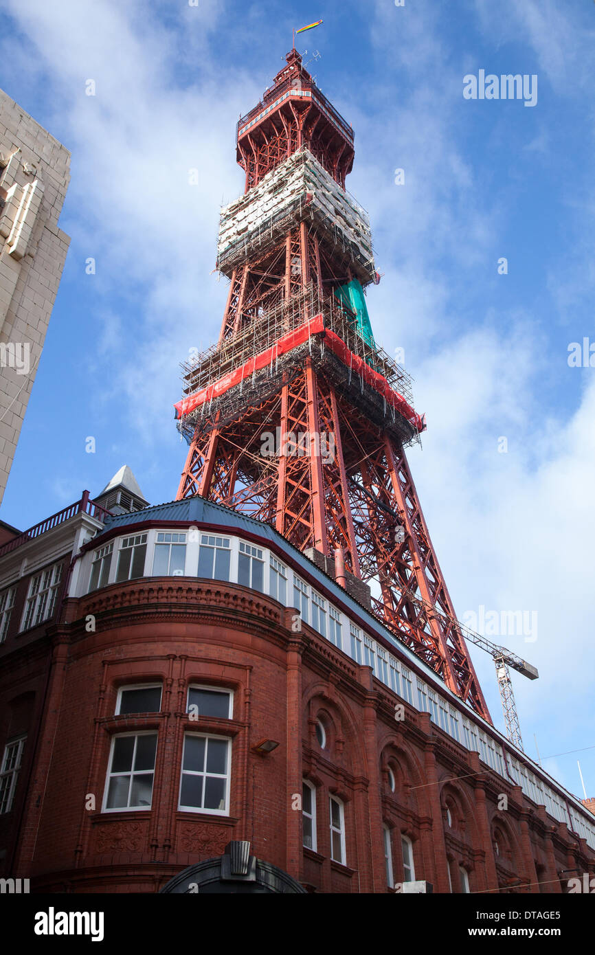 Buildings and landmarks blackpool tower hi-res stock photography and ...
