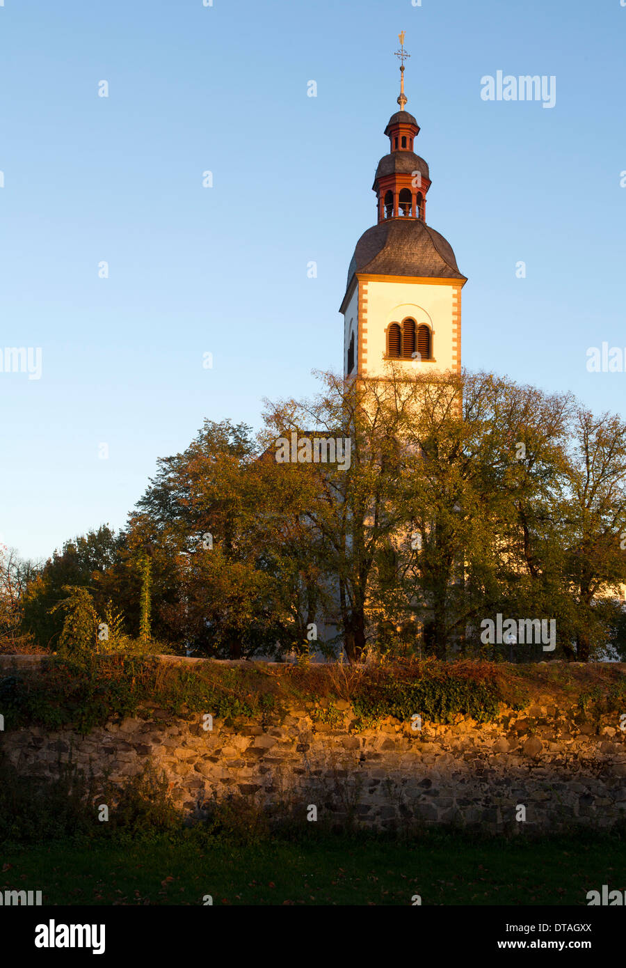 Ie st hi-res stock photography and images - Alamy