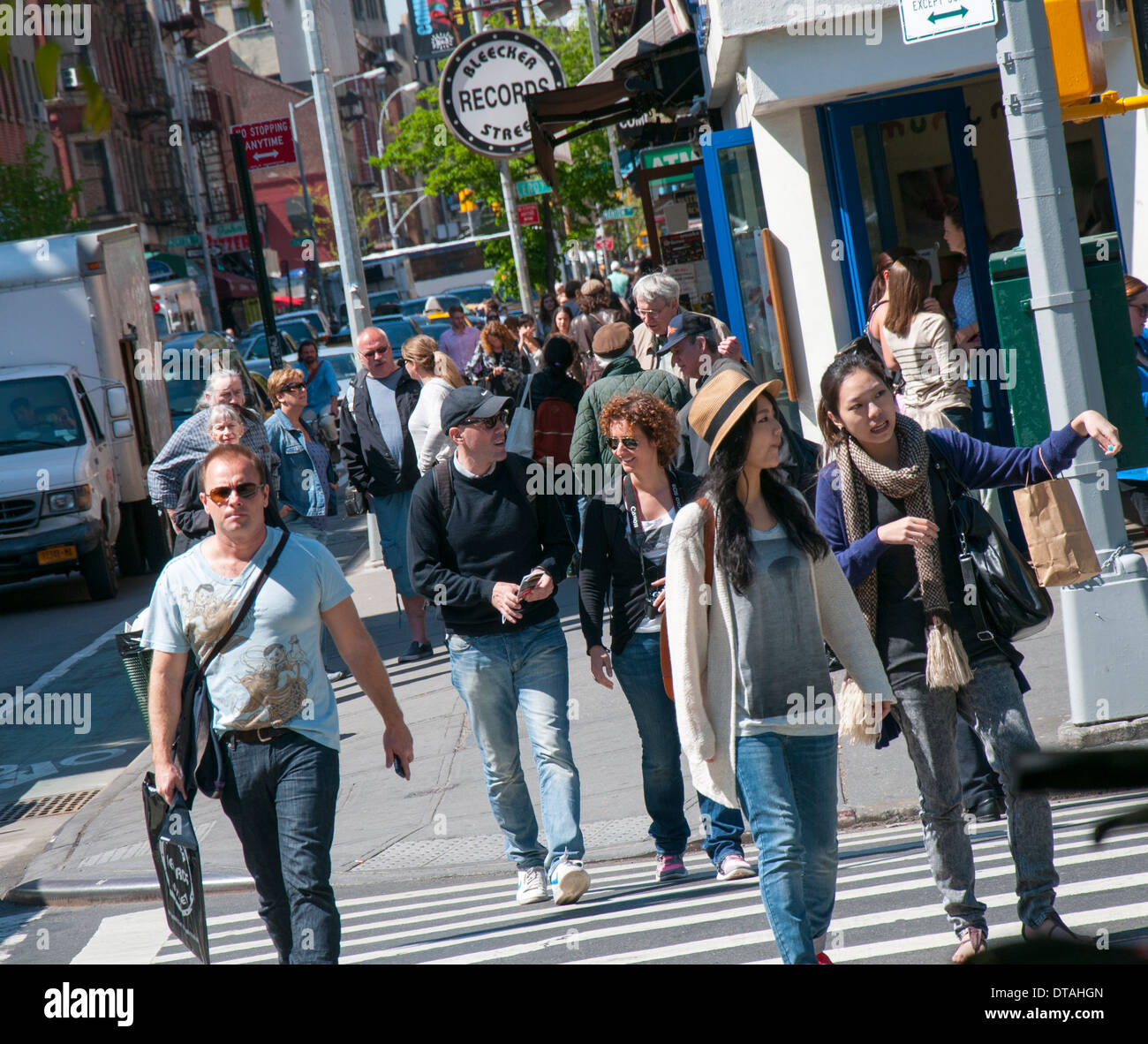Greenwich new york street hi-res stock photography and images - Alamy