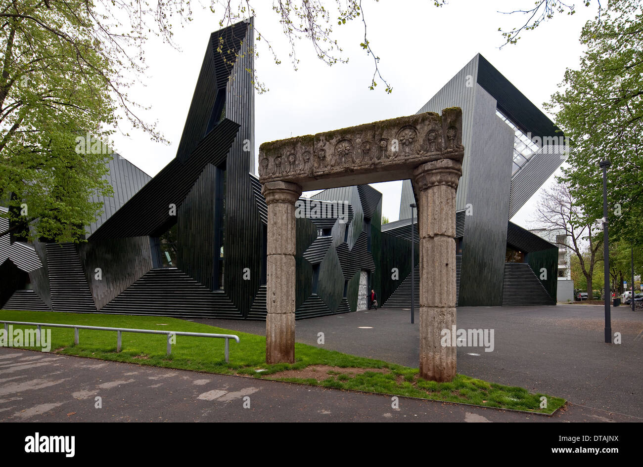 Mainz, Neue Synagoge Stock Photo - Alamy