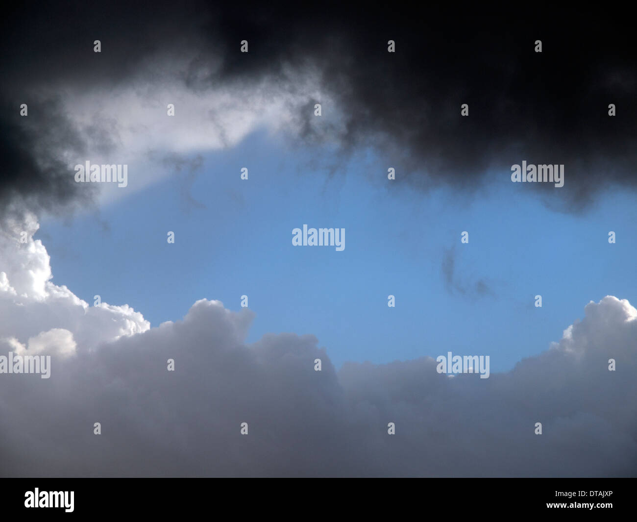 English sky hi-res stock photography and images - Alamy