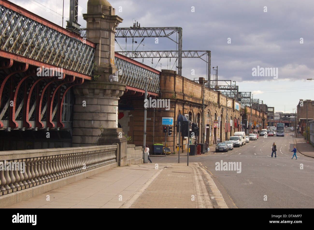 Central station bridge hi-res stock photography and images - Alamy