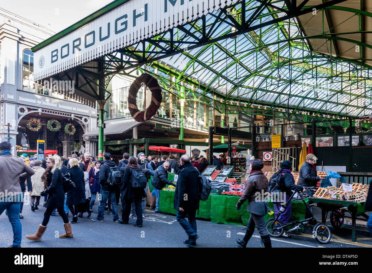 Borough market christmas hi-res stock photography and images - Alamy