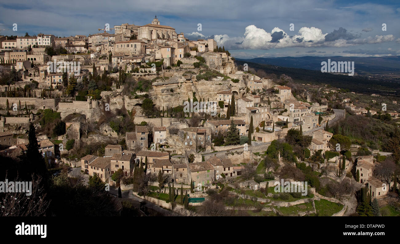 Gordes östlich von Avignon Stock Photo - Alamy