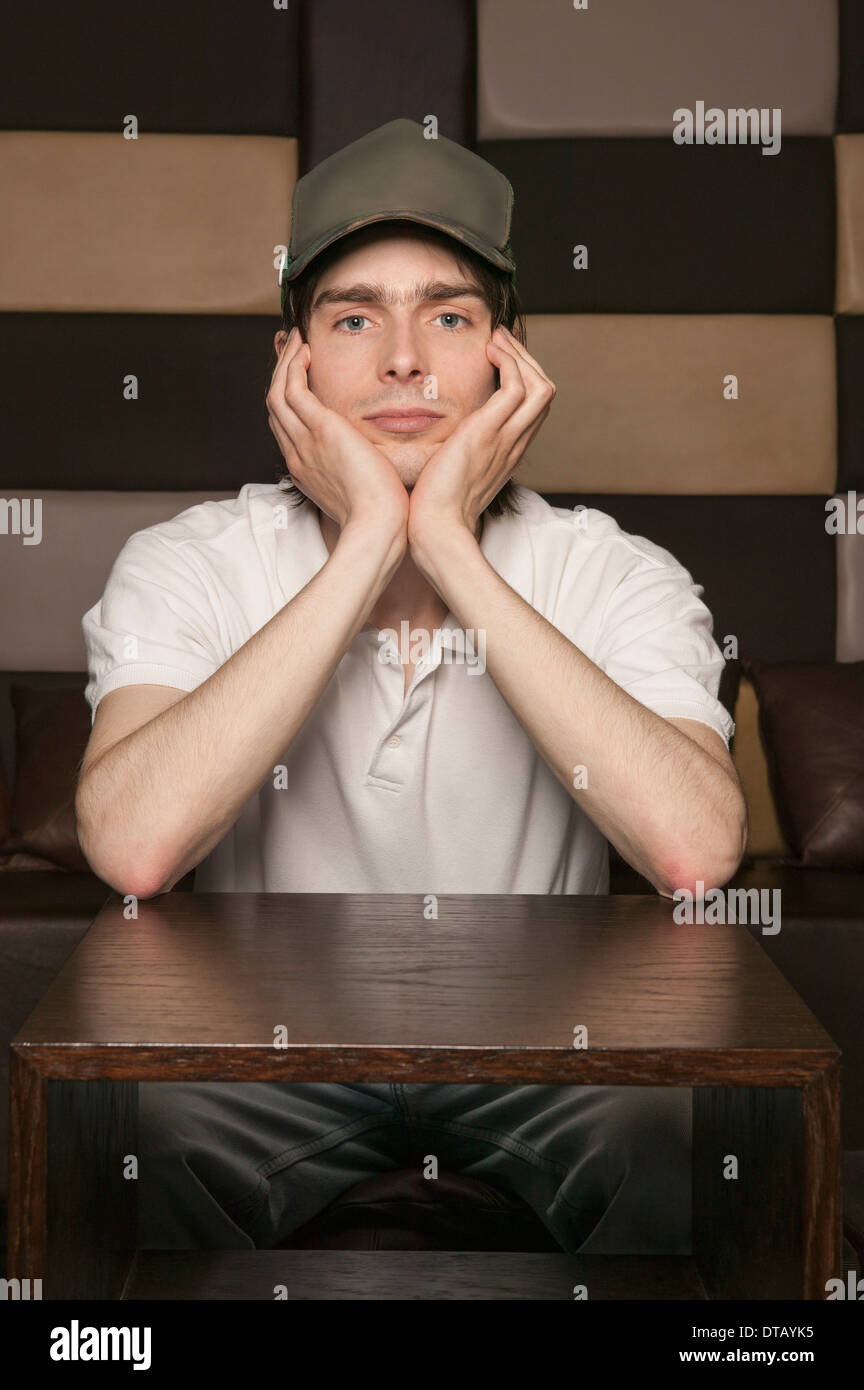 Chin table hi-res stock photography and images - Alamy