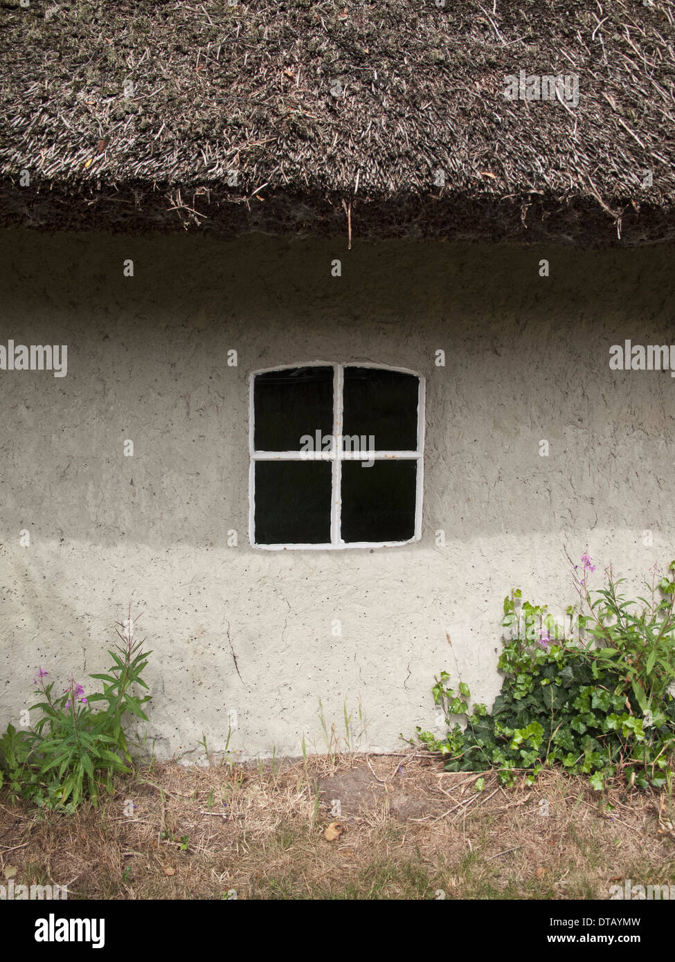 Window of thatched hut Stock Photo - Alamy