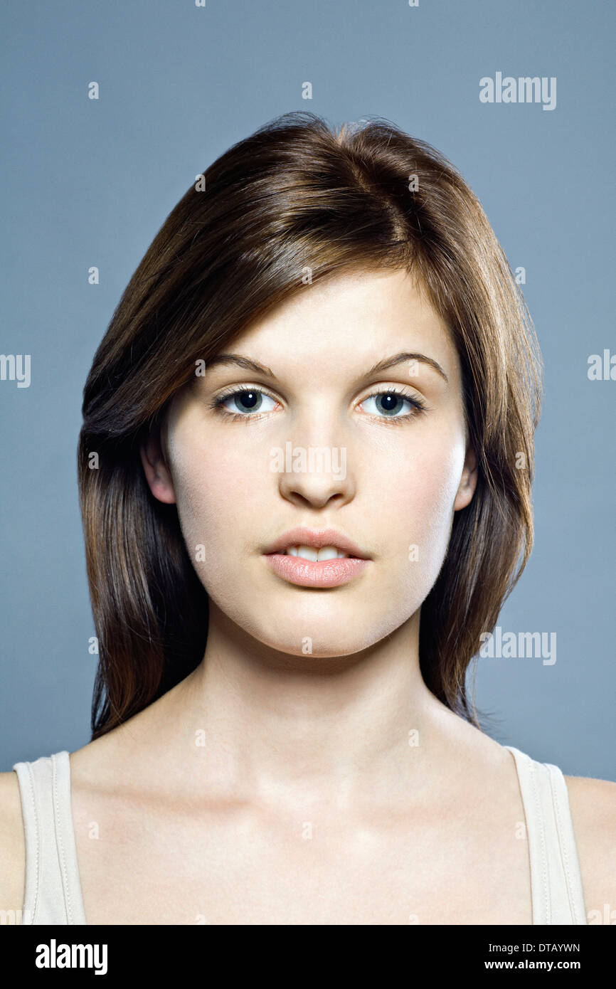 Woman not smiling looking at camera hi-res stock photography and images ...