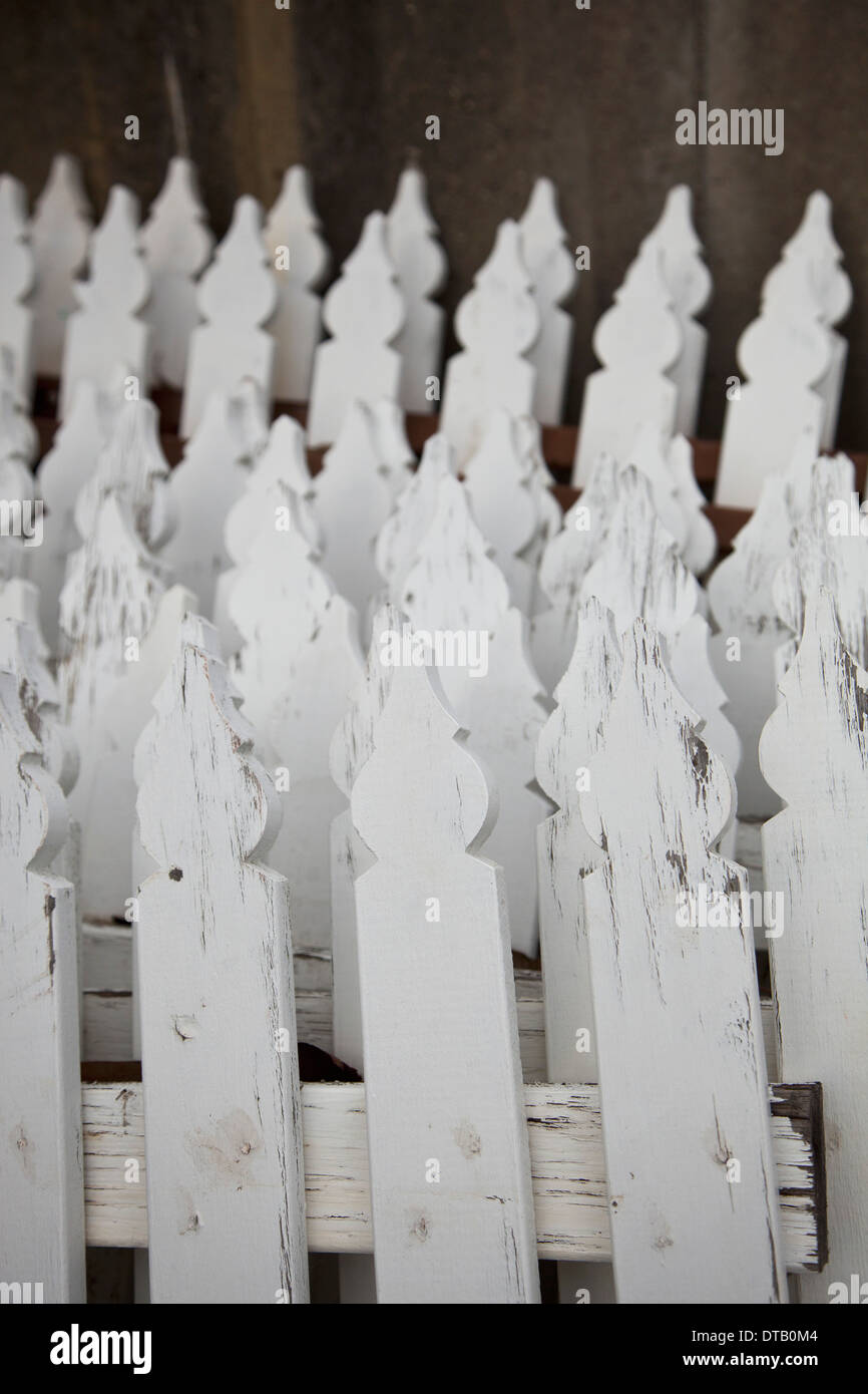 Vertical fence hi-res stock photography and images - Alamy