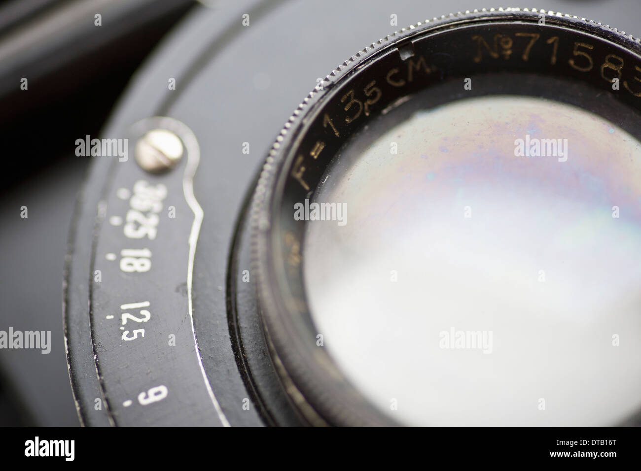 Close lens hi-res stock photography and images - Alamy