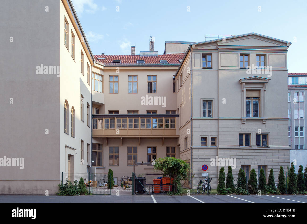 Berlin, Germany, House in a backyard of Brueckenstrasse Stock Photo - Alamy