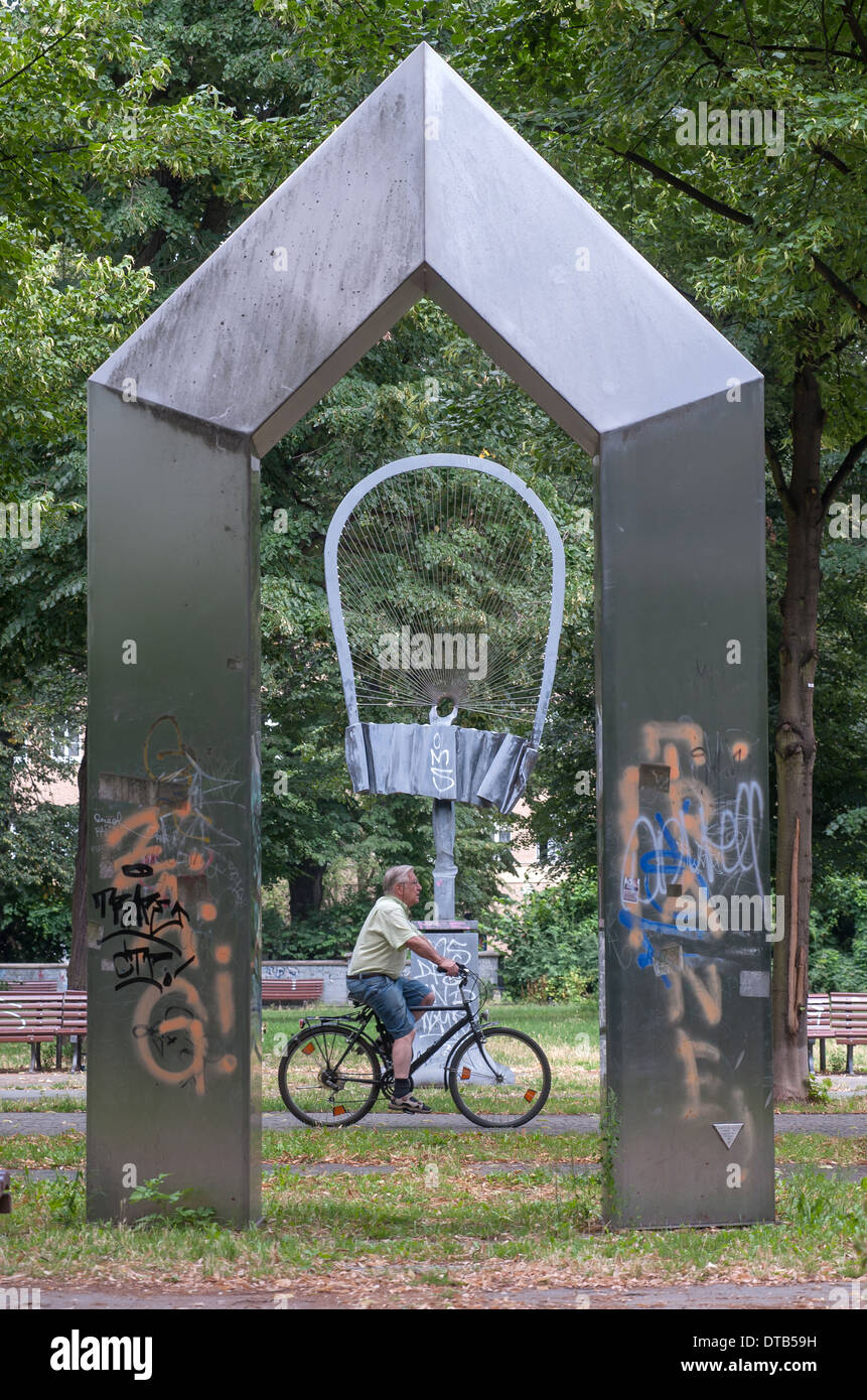 Berlin, Germany, sculptures Zeppelin park in Berlin-Wedding Stock Photo ...
