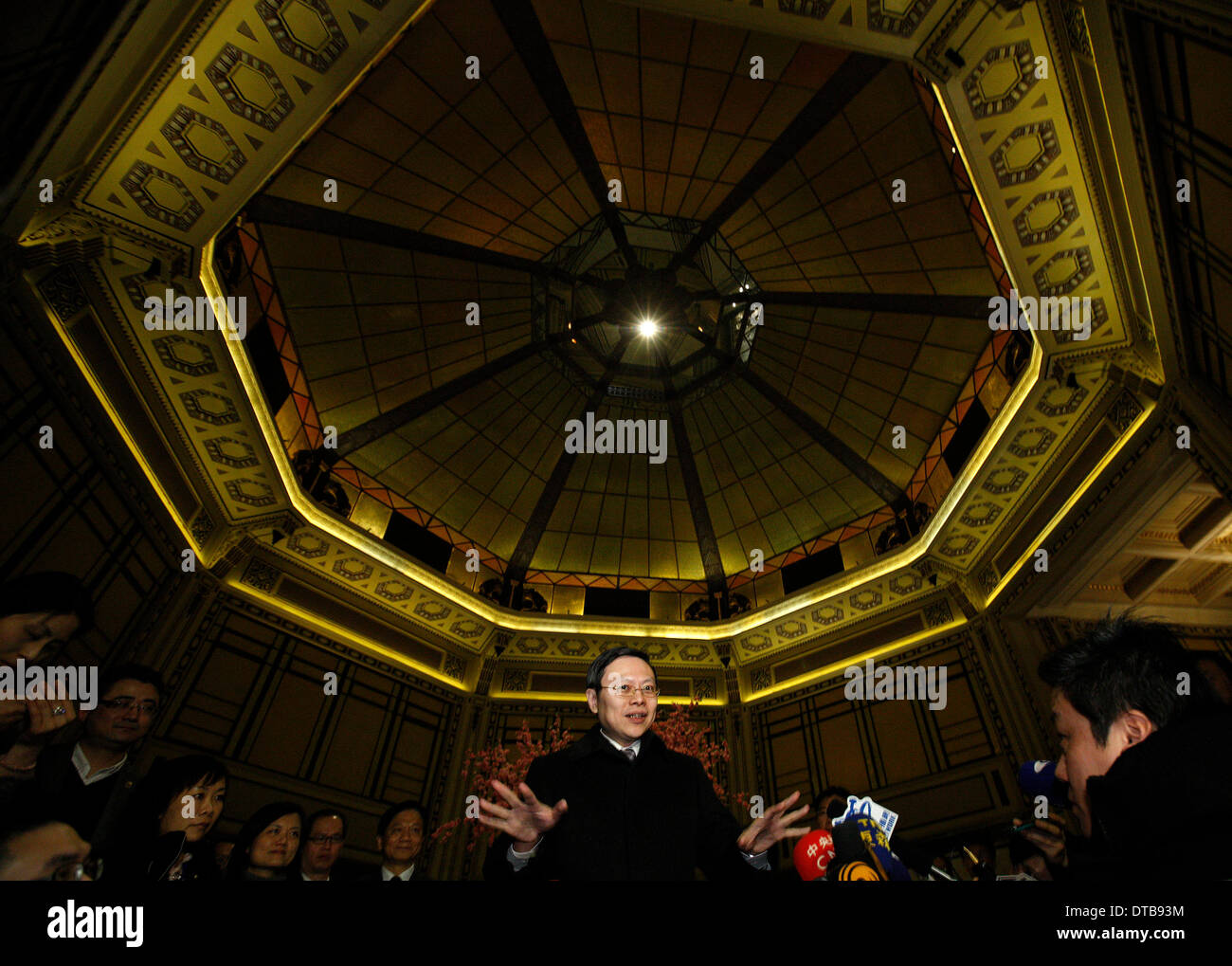 Wang chen carried hi-res stock photography and images - Alamy