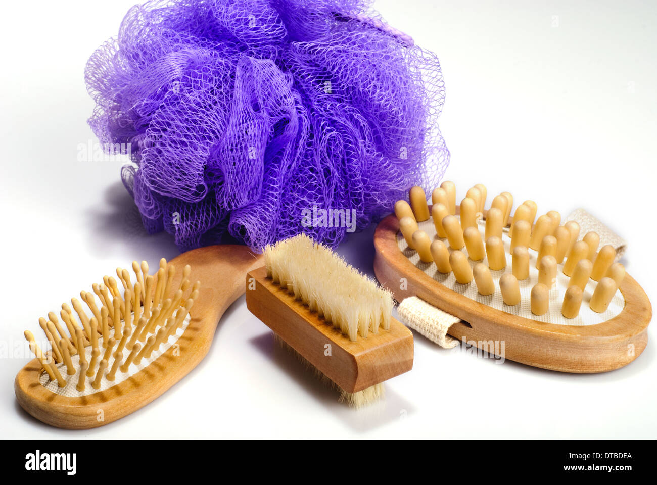Bath anti-cellulitis spa massage kit with comb, hairbrush, brush and ...