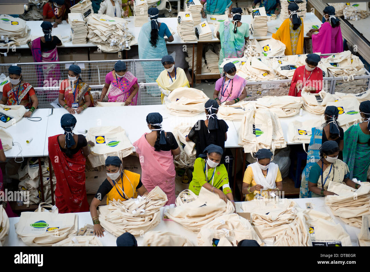 INDIA Miraj , textile factory Esteam produce fair trade cotton bags for ...