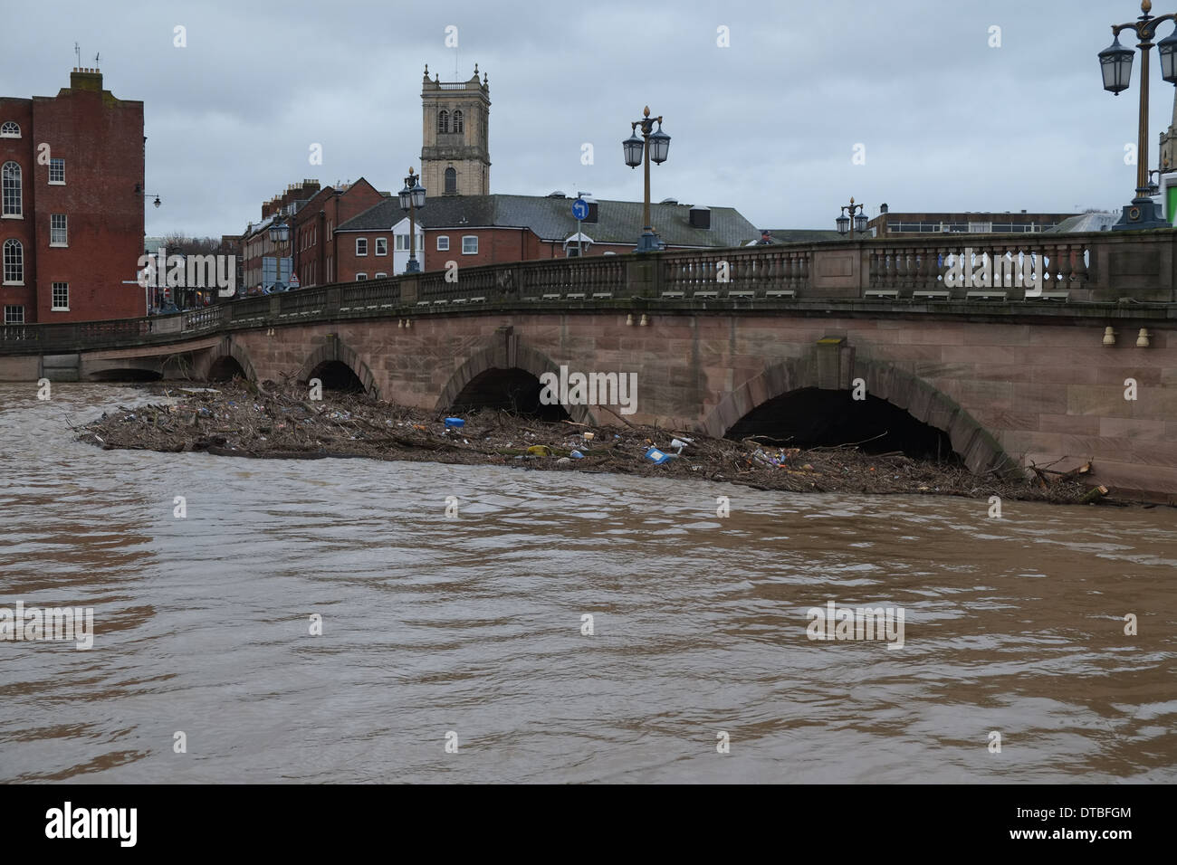 River flood debris bridge hi-res stock photography and images - Alamy