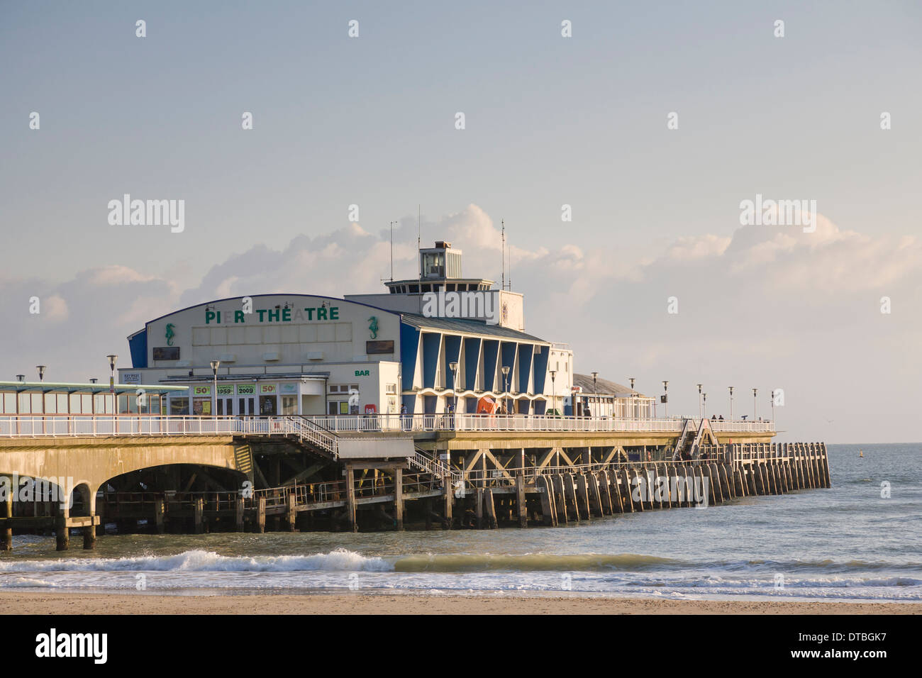Pier theatre bournemouth england uk hi-res stock photography and images ...