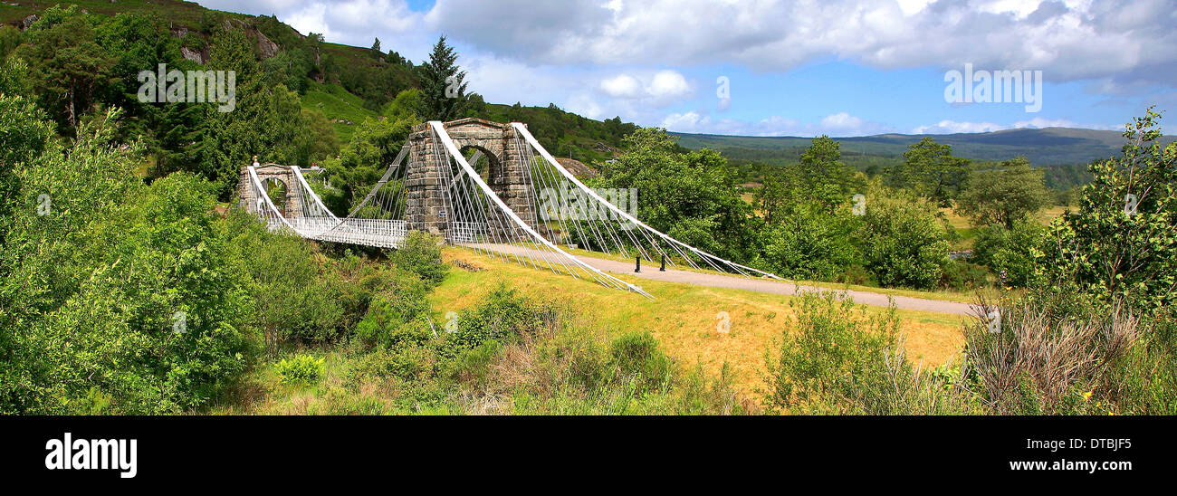 Summer view over the Bridge of Oich next to Loch Oich, Highlands of ...