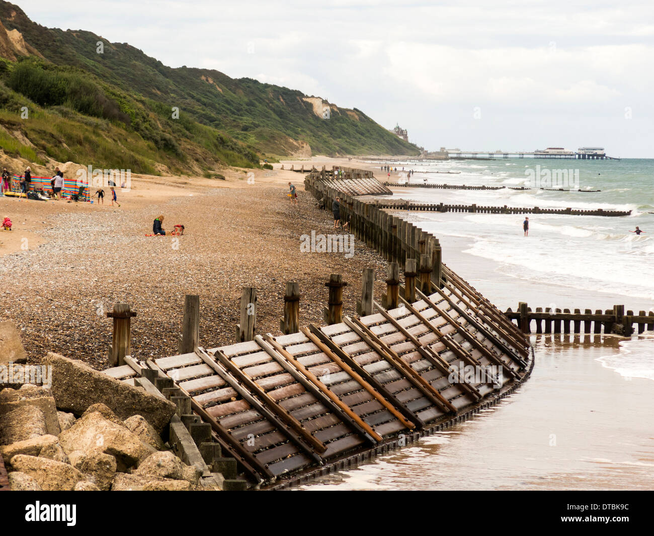 Wooden Sea Barrier High Resolution Stock Photography and Images - Alamy