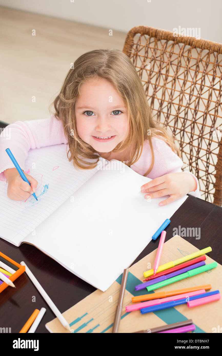 Girl colouring hi-res stock photography and images - Alamy