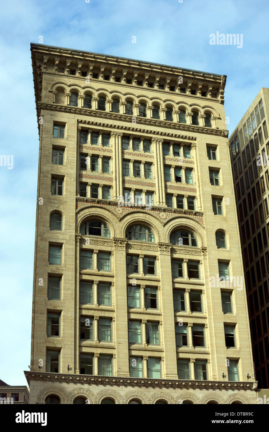 Early skyscraper building in downtown Boston, Massachusetts Stock Photo ...