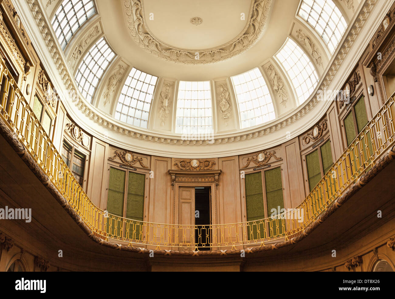 The imposing ceiling and gallery of The Oval Room of Teylers Museum ...