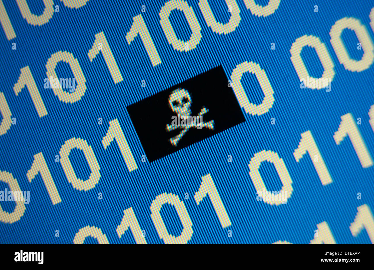 Computer viruses and worms hi-res stock photography and images - Alamy