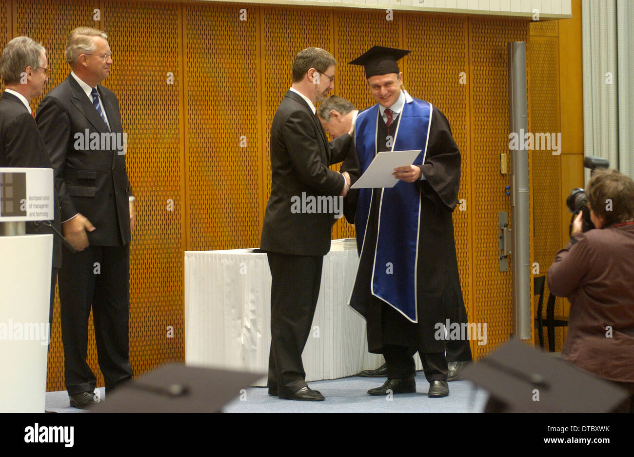 Mba graduation hi-res stock photography and images - Alamy