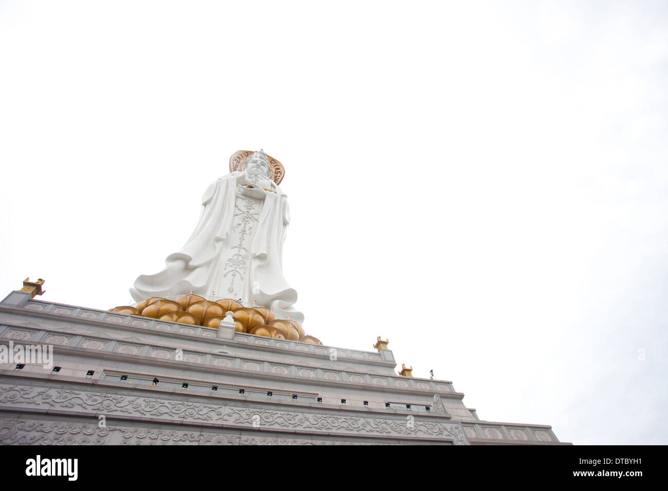 Statue of Guan Yin (goddess of mercy) , Buddhism symbol in China ...